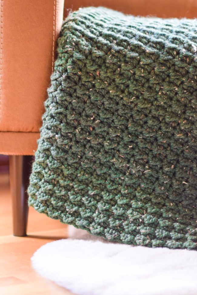 16 Chunky Crochet Patterns For Everyone - DIYnCrafty