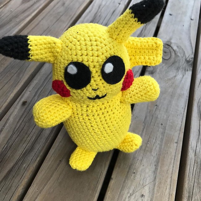 15 Free Crochet Pikachu Amigurumi Patterns - DIYnCrafty