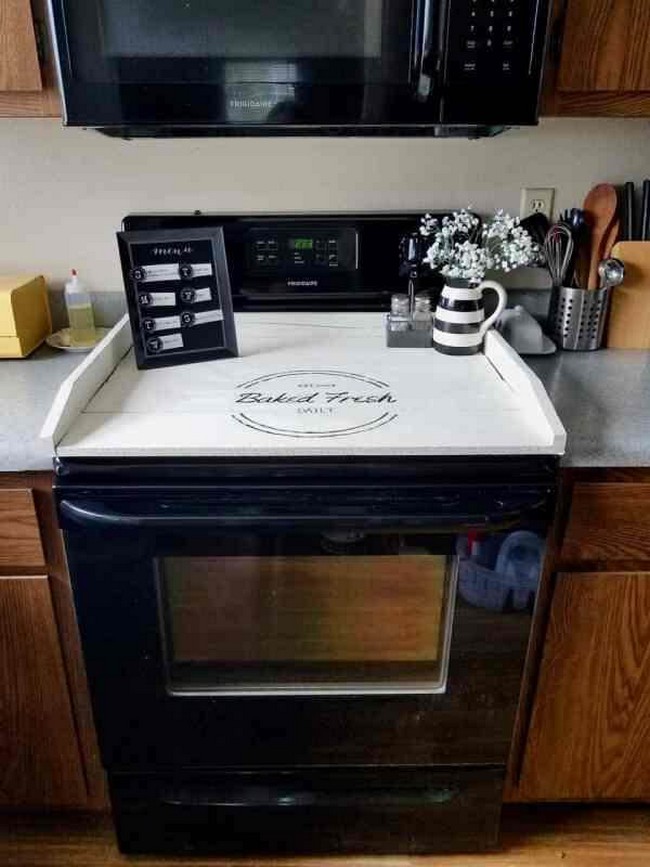 24 DIY Noodle Board Projects To Cover Your Stoves - DIYnCrafty