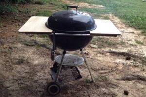 20 DIY Grill Table Ideas For Easier BBQ Preparation - DIYnCrafty