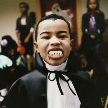 15 DIY Vampire Costume Ideas For Halloween - DIYnCrafty